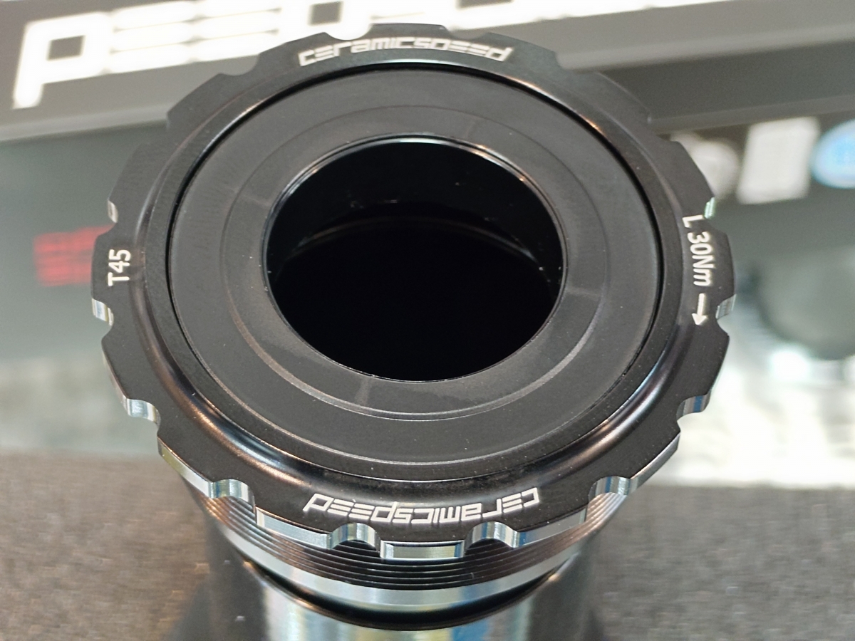 CERAMICSPEED！BBはやっぱりセラミック！激レアT45（ThreadFit82.5）用在庫あります！ | 上野、御徒町で自転車をお ...