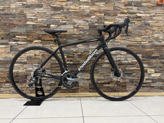 【GWセール】元試乗車。サイクリングに最適な1台がアウトレット価格で販売中≪KhodaaBloom FARNA TIAGRA DISC≫ | 広島で自転車をお探しならY's Road フジグラン広島店