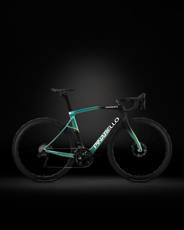 【速報】26年モデルDOGMA XのNEWカラーが遂に発表されました！！ | 京都でスポーツ自転車をお探しならY's Road 京都店