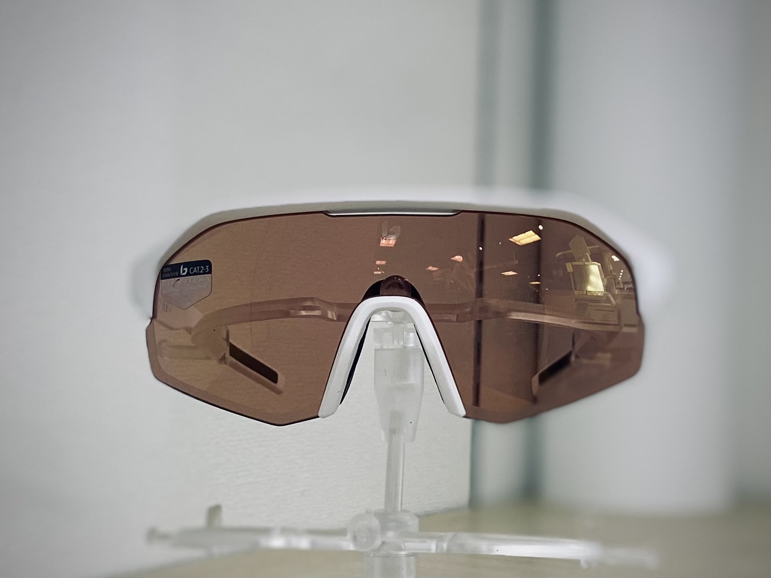 【SALE】コスパが鬼！フランスの老舗bolléの特価アイウェア、オススメです！ | サイクルウェアのことならY's Road 名古屋ウェア館